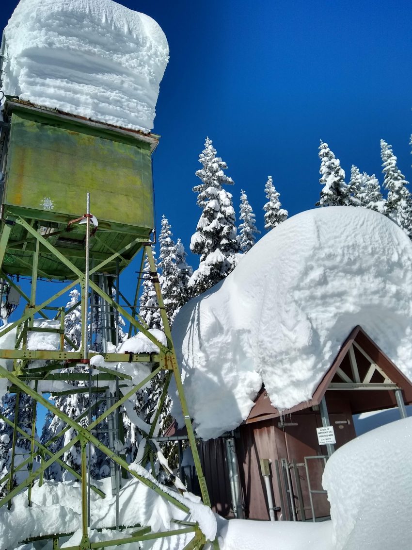 Skyline Lake Snowshoe: Steep, Short and Spectacular – Top Left Adventures