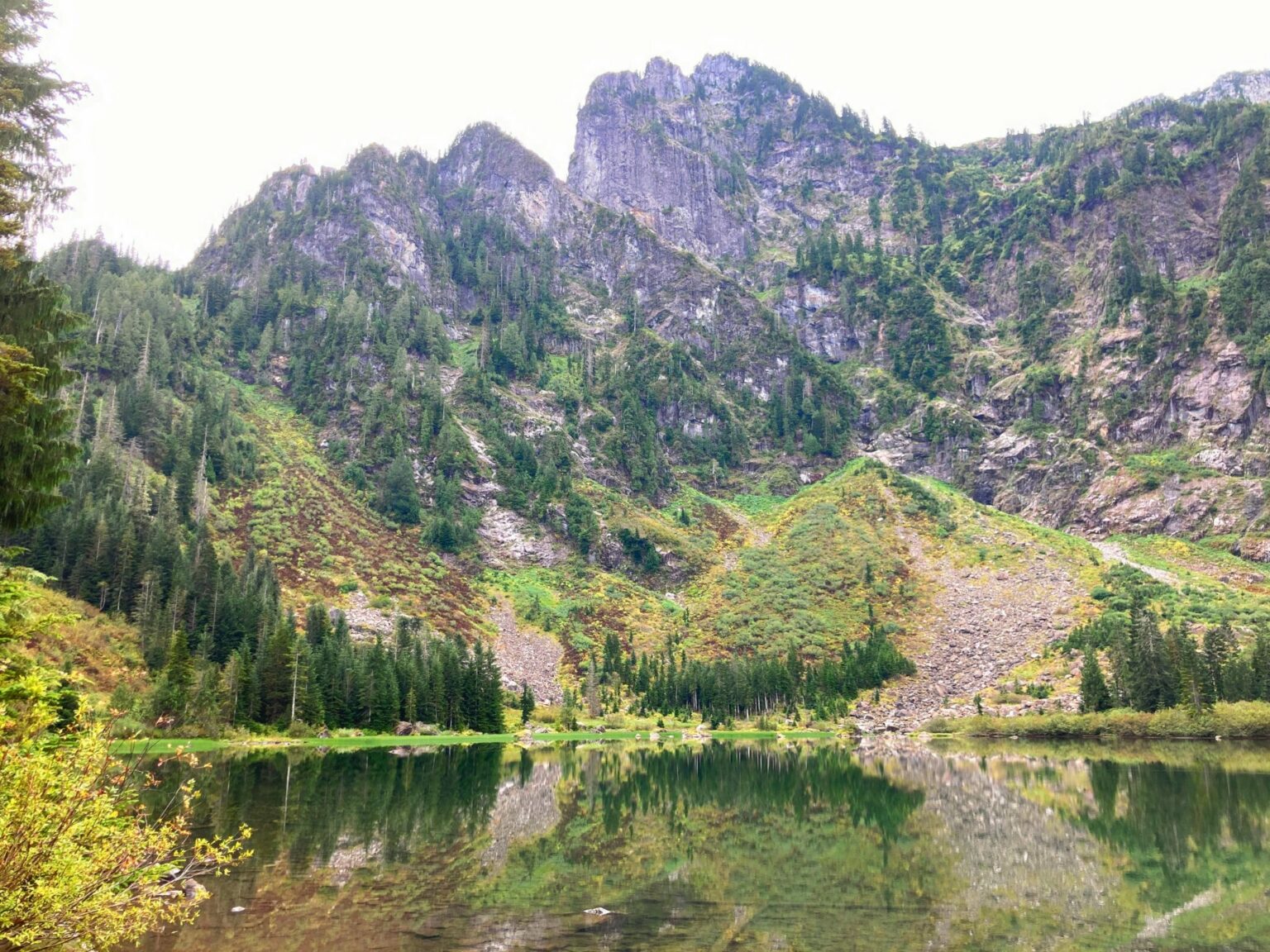 Heather Lake on the Mountain Loop Highway – Top Left Adventures