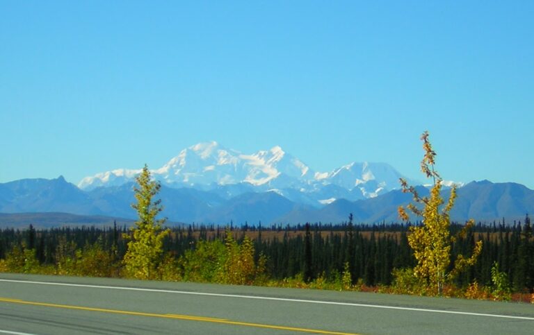 The 5 Best road trips in Alaska – Top Left Adventures