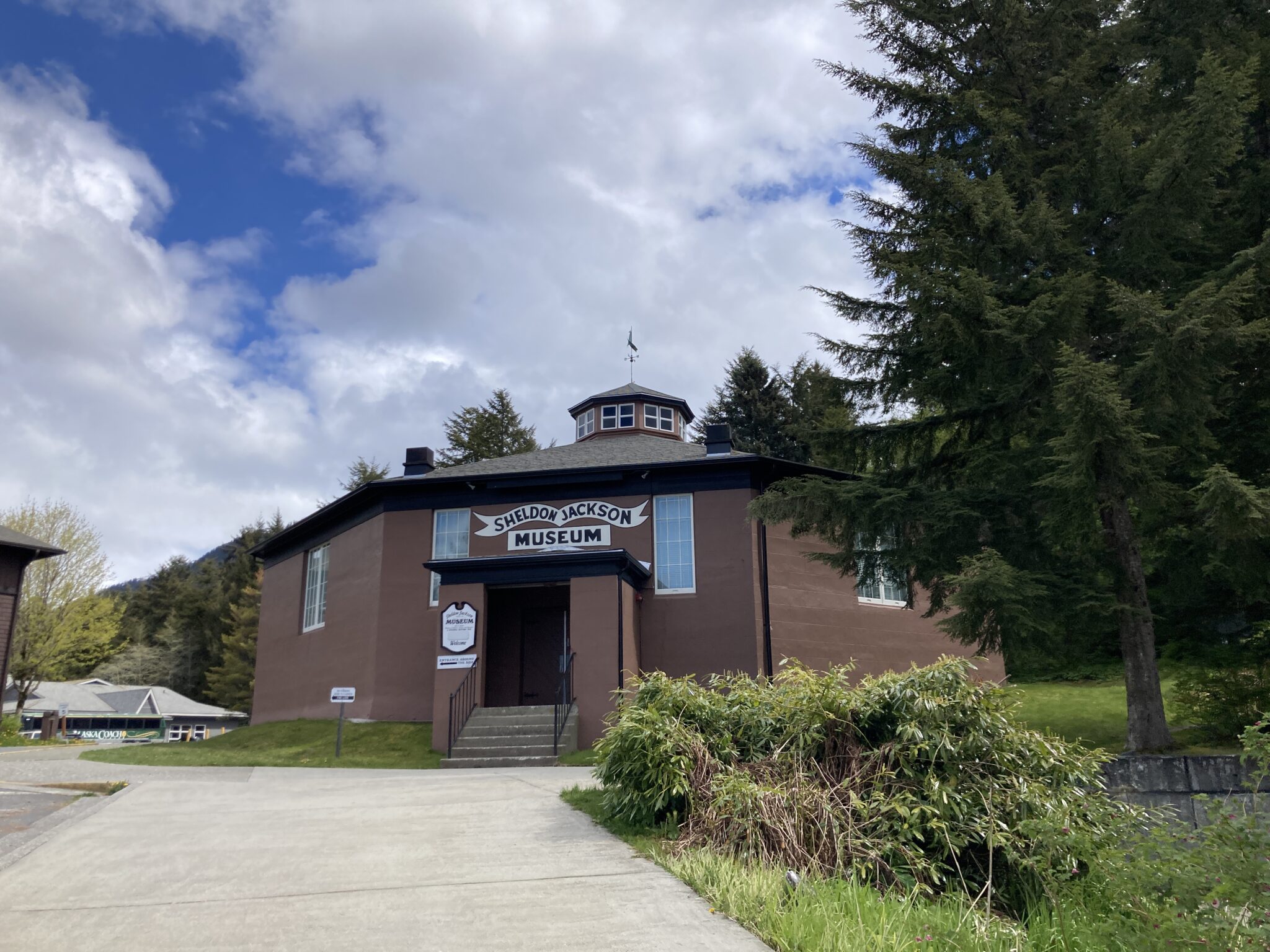 Top 5 rainy day activities in Alaska cruise ports – Top Left Adventures