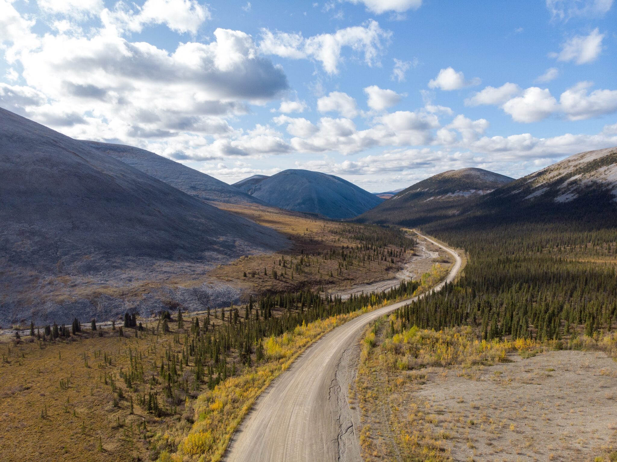 Dempster Highway Driving Guide to the Arctic Ocean in Tuktoyaktuk – Top ...