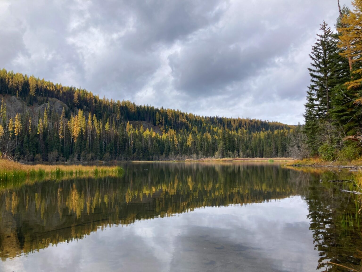 Manastash Lake and Lost Lake Trail Guide – Top Left Adventures